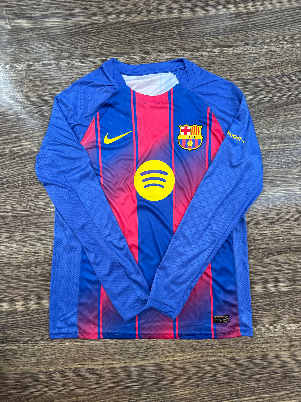 Barca 25/26 Home Kit Full Sleeve – FootballshirtsPK